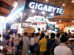 Showcase GIGABYTE Latest IT Technologiesat COMPUTEX Taipei ...